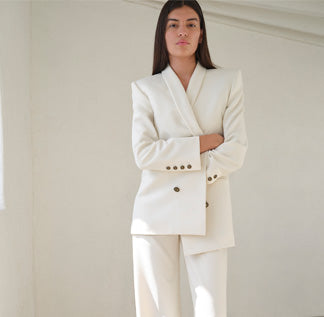 TAILORED EDIT – Janine Edwards